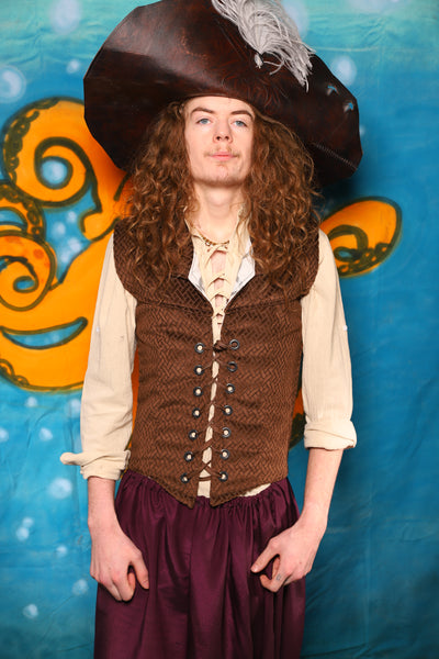 16. Men's Flynn Vest in Cocoa Basketweave - The "Wanders & Wayfinders ...